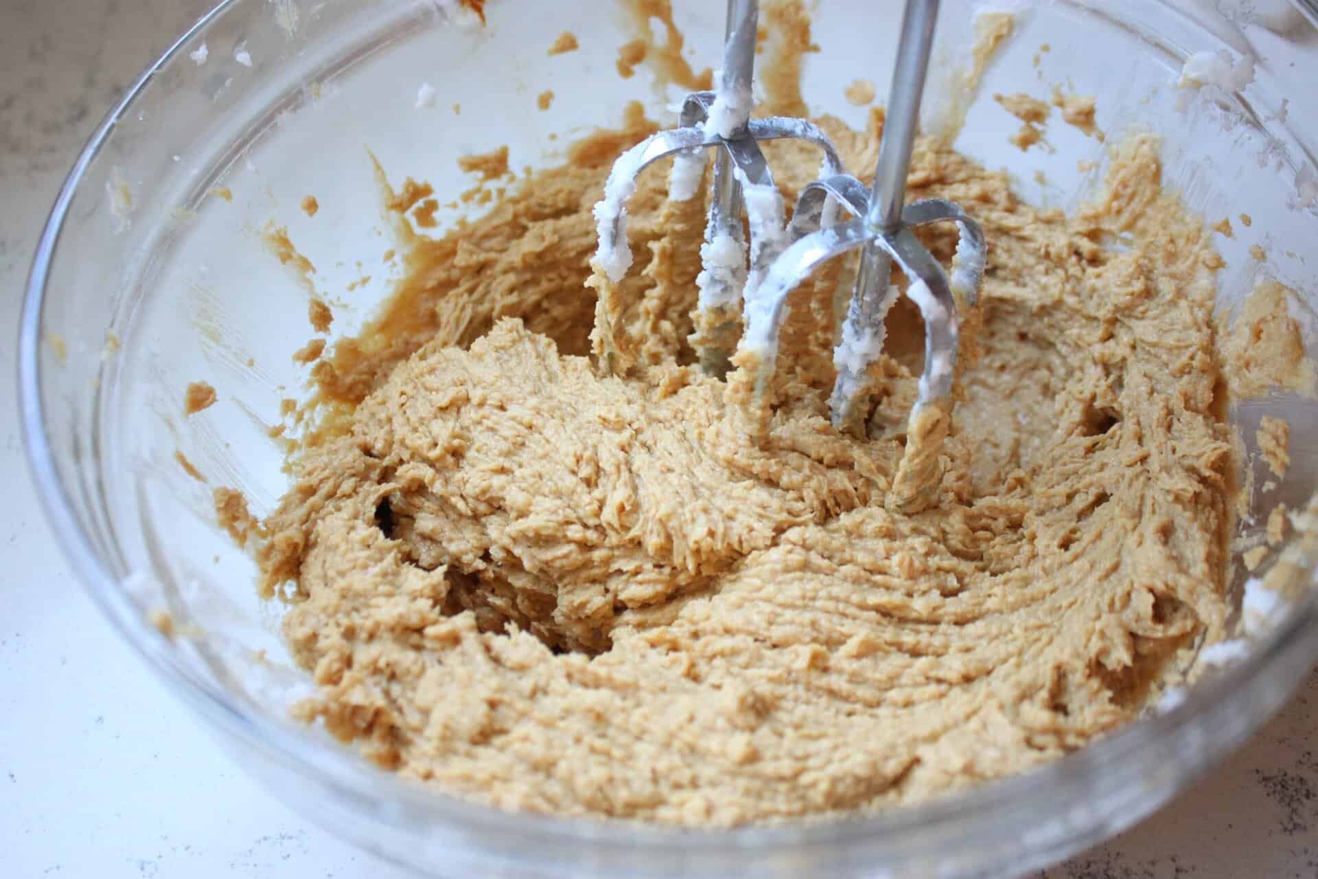 Nana's Molasses Gingersnaps: A Sweet Holiday Treat | Heidi's Bakery