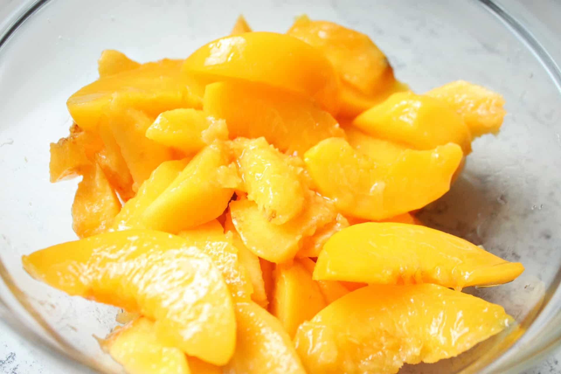 3-Step Crockpot Peach Cobbler That Will Wow Your Family | Heidi's Bakery