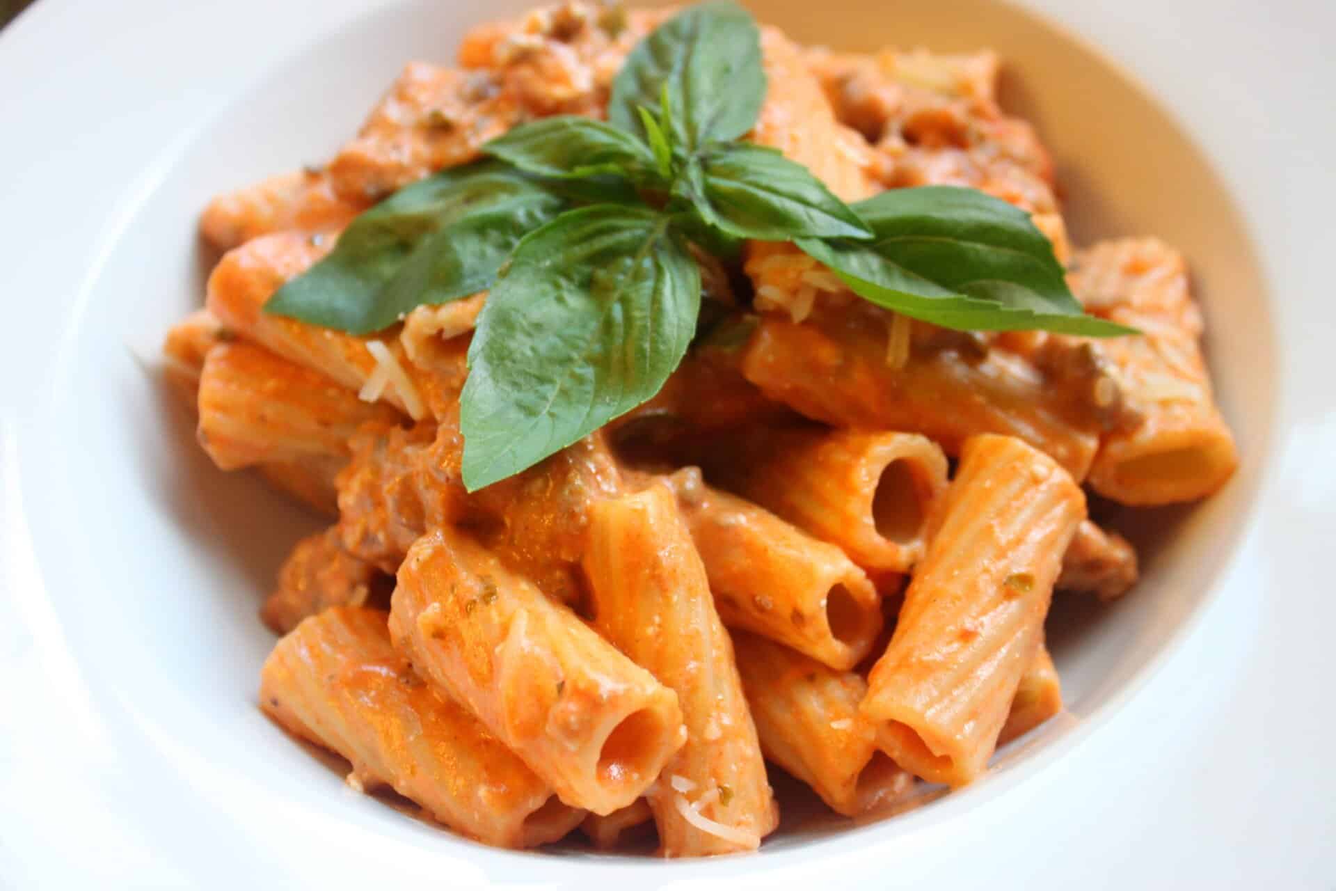 One-Pan Wonder: 30-Minute Creamy Sausage Rigatoni Dinner | Heidi's Bakery