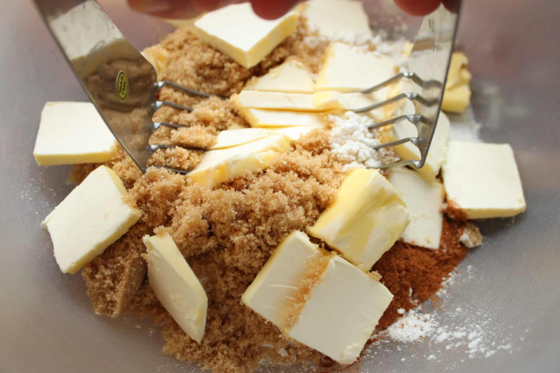 Irresistible Easy Cinnamon Oatmeal Peach Crisp in 3 Simple Steps ...