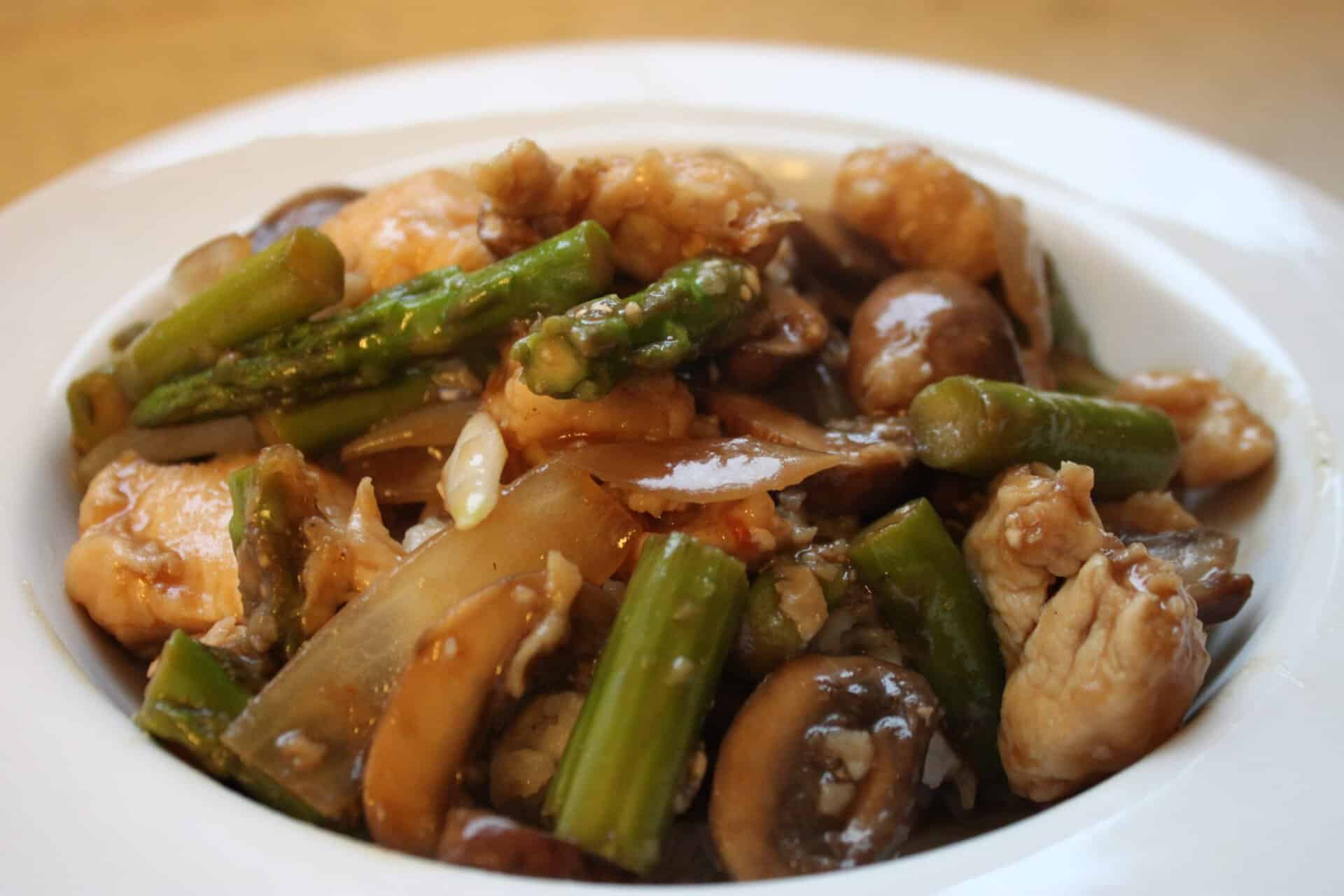 Ginger Chicken Stir Fry with Asparagus: A Fresh & Fast Meal! | Heidi's ...