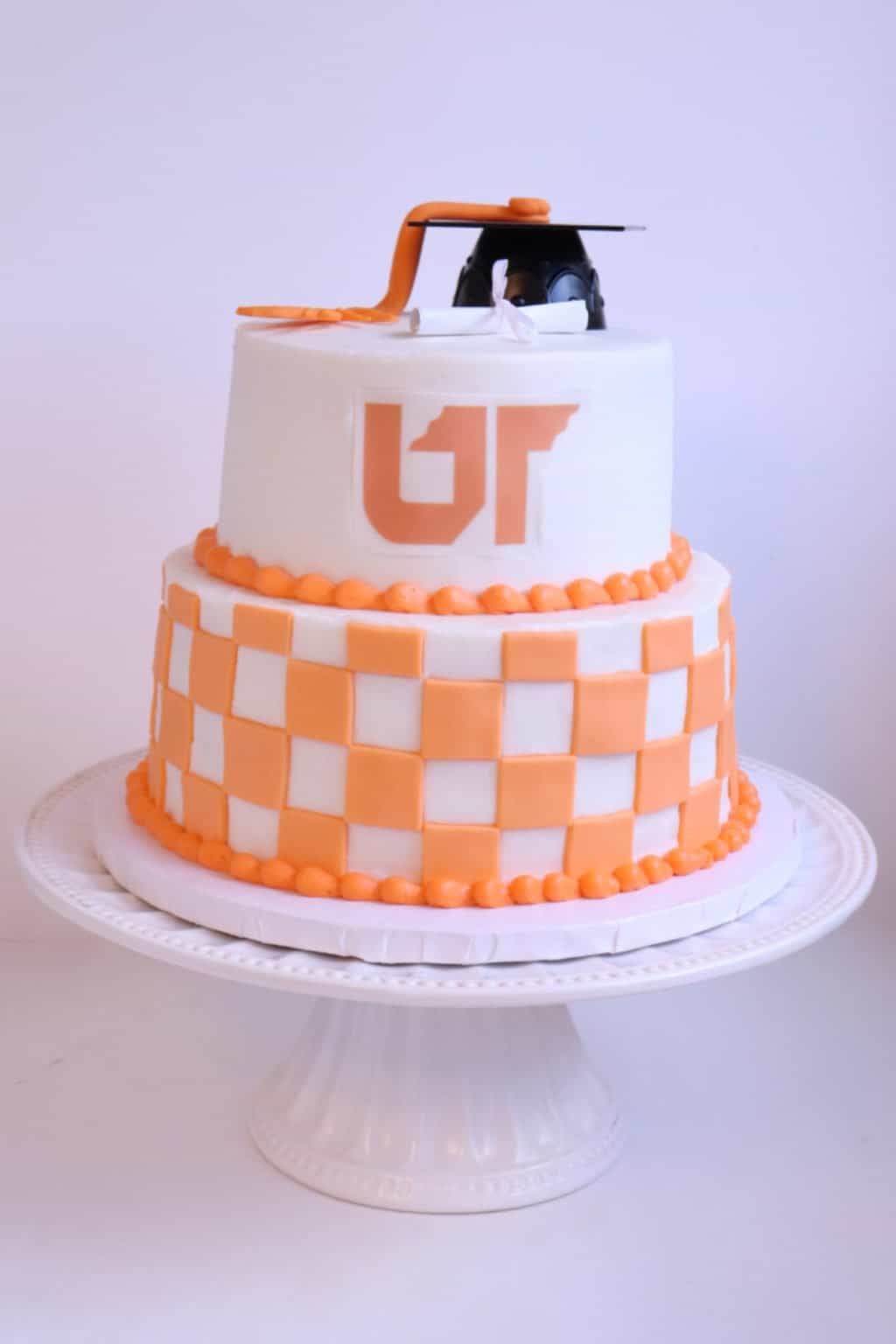 Knoxville Custom Cakes | Heidi's Bakery