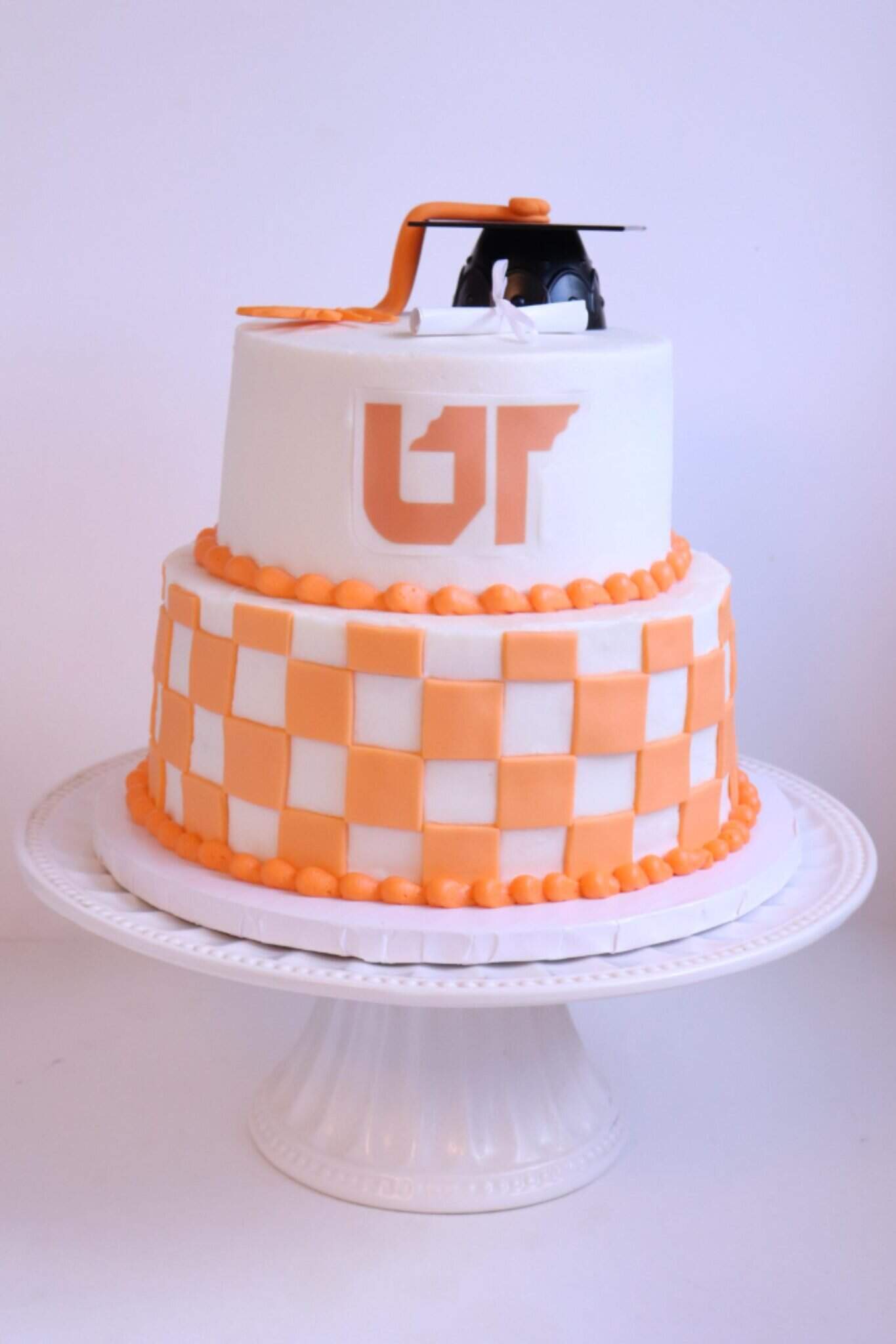 Knoxville Custom Cakes | Heidi's Bakery